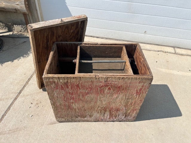 Old Wood Farrier Tool Box with Horseshoe Tray | CODY UNiQUES